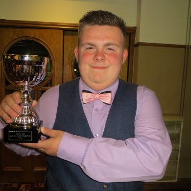 Mason claims Six-Reds Championship – Cuestars